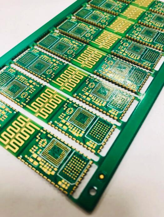 The difference between immersion gold and gold plating – PCB HERO